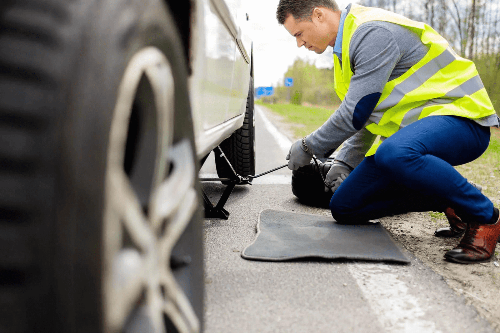 fix a flat near me – 24 HOUR ROADSIDE
